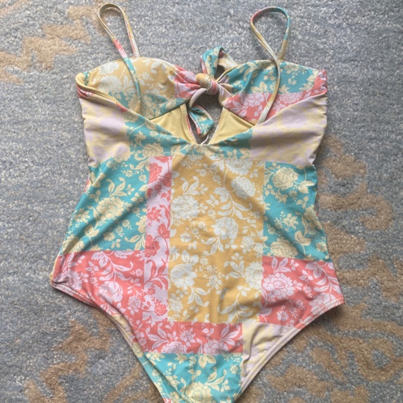 O'Neill | Swim | Oneill Girls One Piece 4 | Poshmark